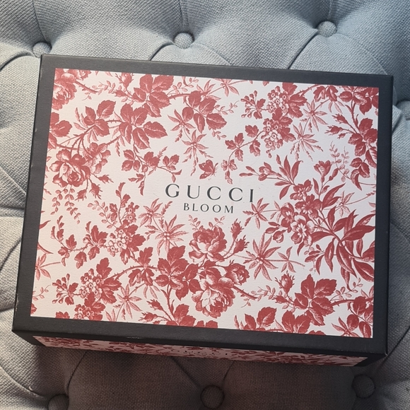 Gucci | Storage & Organization | Gucci Box | Poshmark